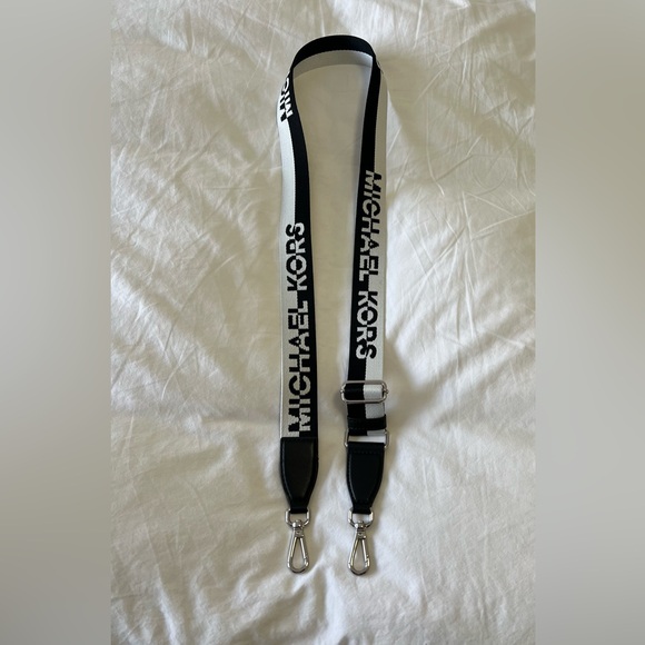 Michael Kors | Bags | Michael Kors Jet Set Spell Out Logo Strap White ...